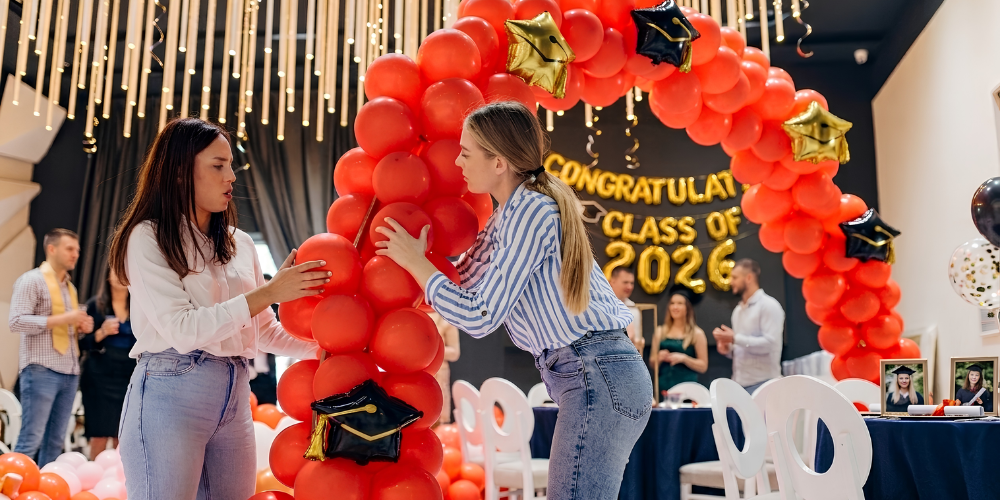 Buy Graduation Online | Party City